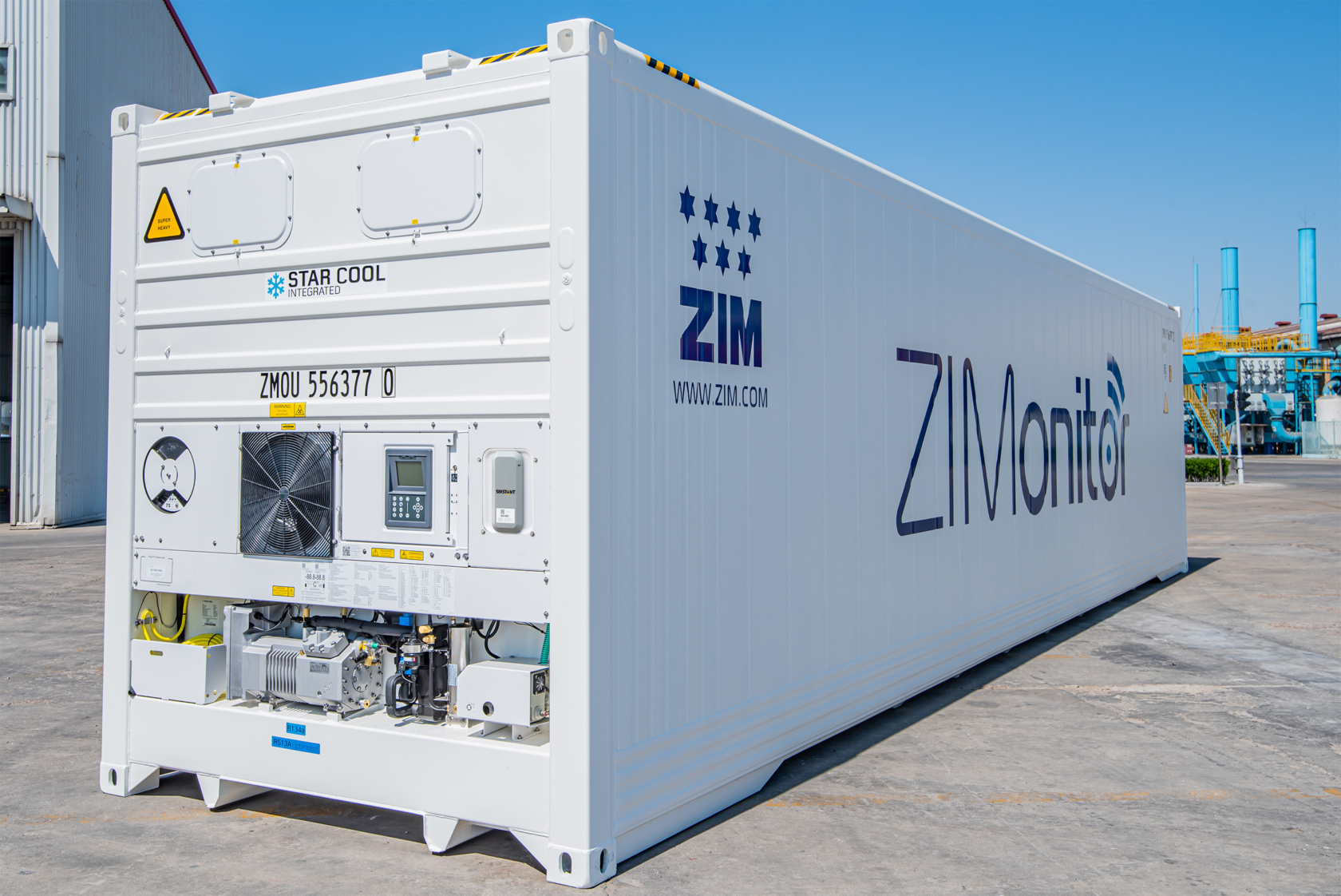 ZIM locks in new Sekstant Door Sensor technology - Maersk Container ...