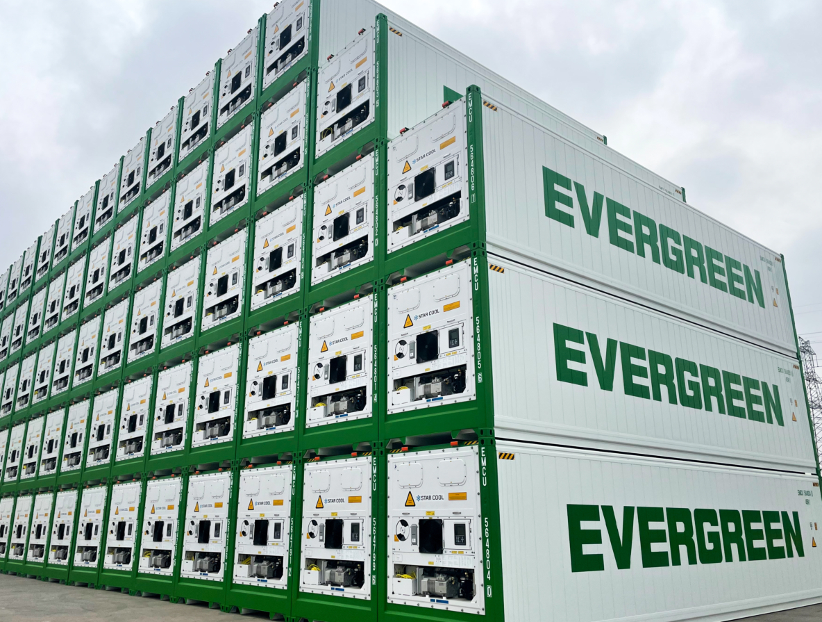 Evergreen connects reefer fleet with 1000 Sekstant Gateways - Maersk ...